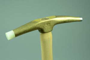 C S Osborne Nylon Tip Magnetic Tack Hammer 36 – D. B. Gurney Company